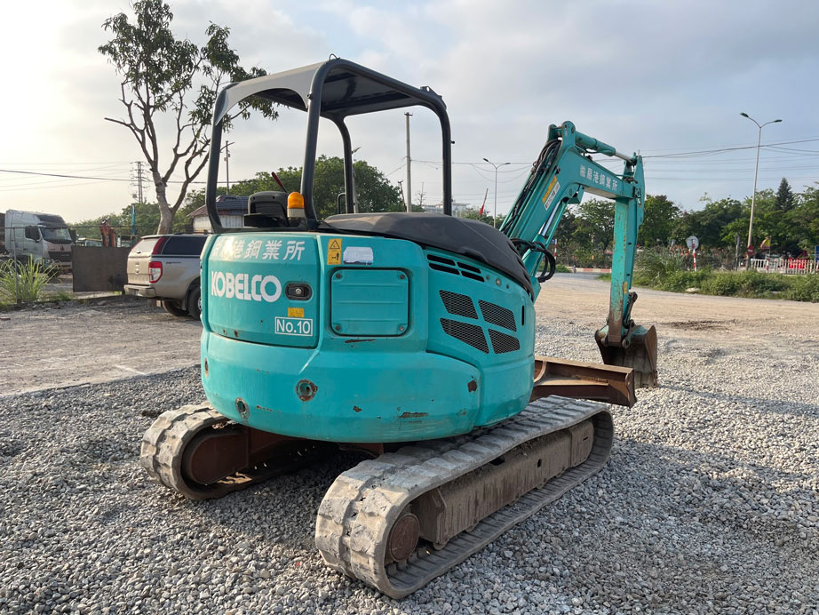 Máy xúc cũ Kobelco SK45SR-6 giá rẻ nhất thị trường